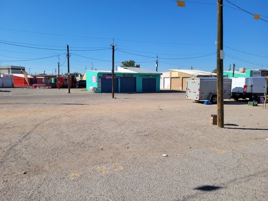 TANQUE VERDE SWAP MEET - Updated December 2025 - 341 Photos & 97 ...