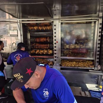 ROLI ROTI GOURMET ROTISSERIE - Updated October 2024 - 1958 Photos ...