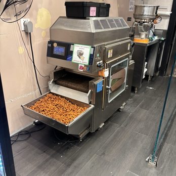 NUTS FACTORY - Updated December 2025 - 57 Photos & 40 Reviews - 62-66 ...