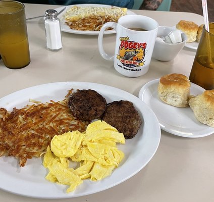 POGEY’S FAMILY RESTAURANT - 45 Photos & 67 Reviews - 1759 S Parrott Ave ...