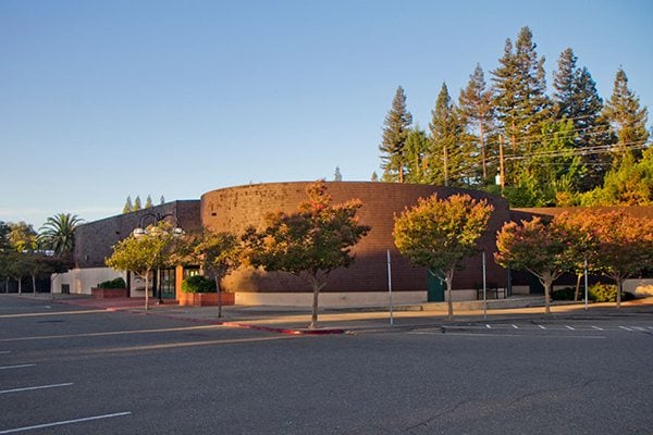 SACRAMENTO PUBLIC LIBRARY - Updated December 2025 - 26 Photos & 31 ...