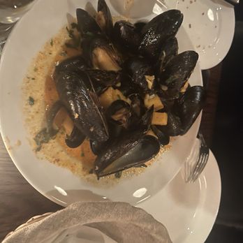 BAR FRITES - Updated December 2025 - 674 Photos & 512 Reviews - 400 ...