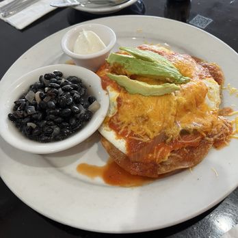 BEA BEA’S - Updated January 2025 - 5206 Photos & 4603 Reviews - 353 N ...