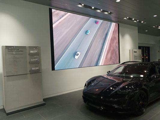 PORSCHE DOWNTOWN - CHICAGO - Updated October 2025 - 29 Photos & 25 ...