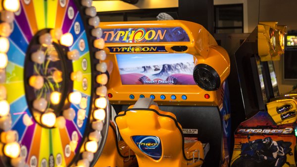 SEVEN TEN - 39 Photos & 41 Reviews - Bowling - 19330 Leitersburg Pike ...