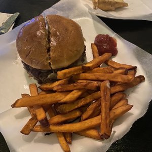 THE CORNER PUB - 99 Photos & 152 Reviews - Dive Bars - 162 Lincoln St ...