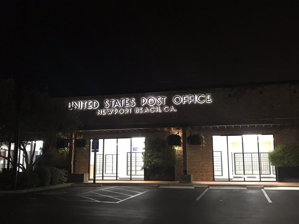 US POST OFFICE - 33 Reviews - 177 Riverside Ave, Newport Beach ...