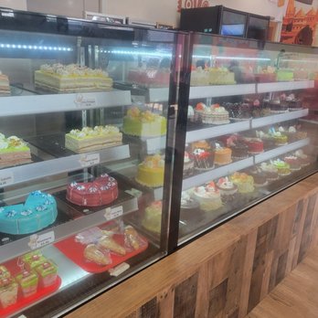 ATUL BAKERY - EDISON - Updated December 2025 - 68 Photos & 24 Reviews ...