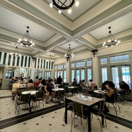 CAFE DU MONDE CITY PARK - Updated October 2025 - 756 Photos & 368 ...