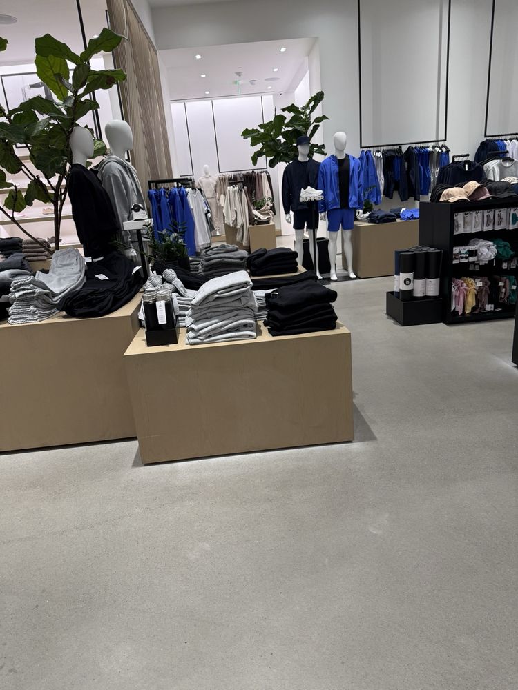 ALO - Updated October 2025 - 3720 S Las Vegas Blvd, Las Vegas, Nevada ...