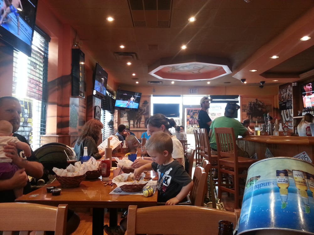 WILD WING - Updated April 2024 - 2819 Kingston Road, Toronto, Ontario ...