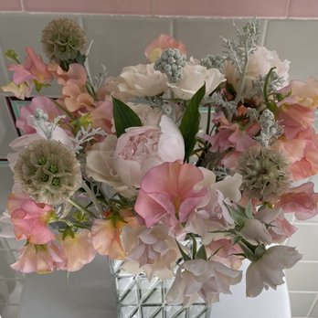 THE FLORAL LOFT - Updated June 2024 - 194 Photos & 134 Reviews - 1871 ...