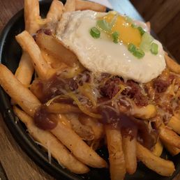 GUS’ SNUG - Updated December 2025 - 91 Photos & 84 Reviews - 38 S Main ...