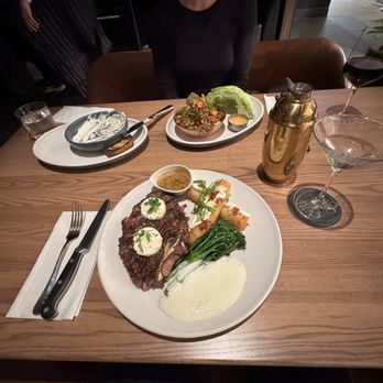 JOEY KING ST - Updated July 2025 - 79 Photos & 23 Reviews - 20 King St ...