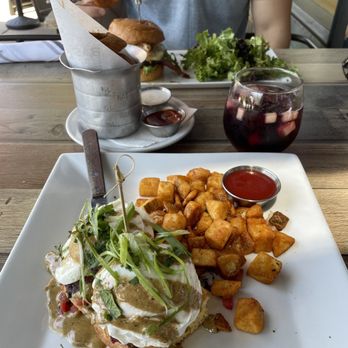 BASIN 141 - Updated September 2024 - 1049 Photos & 493 Reviews - 402 S ...