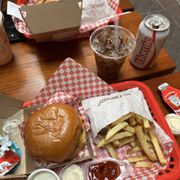 SMALL CHEVAL- LINCOLN PARK - Updated October 2025 - 34 Photos & 23 ...