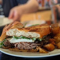 ITALIA TRATTORIA - Updated March 2025 - 263 Photos & 297 Reviews - 144 ...