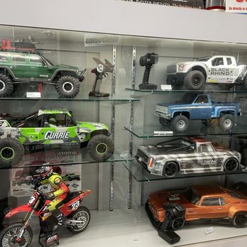 SUMMIT RACING - Updated December 2025 - 99 Photos & 86 Reviews - 2200 E ...