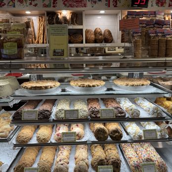 GAYLE’S BAKERY & ROSTICCERIA - Updated April 2025 - 2434 Photos & 2109 ...