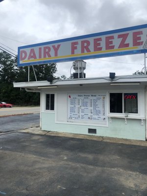 DAIRY FREEZE - Ice Cream & Frozen Yogurt - 21112 Boydton Plank Rd ...