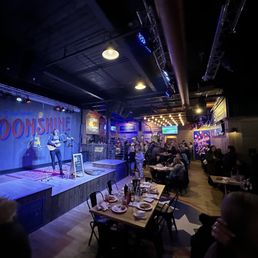 MOONSHINE ALLEY - Updated October 2025 - 139 Photos & 81 Reviews - 52 ...