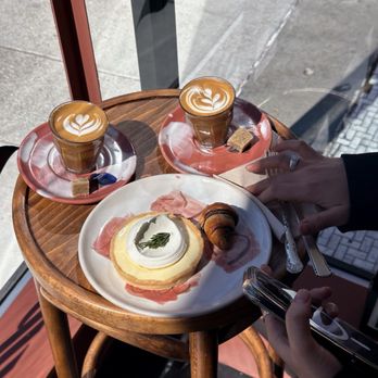 LOQUAT - Updated January 2026 - 849 Photos & 299 Reviews - 198 Gough St ...