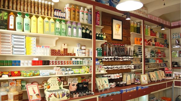 DROGARIA PORTUGUESA - Updated December 2025 - Rua Entrecampos, Indre ...