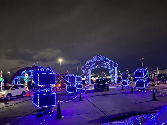 THE LIGHT PARK - Updated December 2024 - 74 Photos & 50 Reviews - 21300 ...