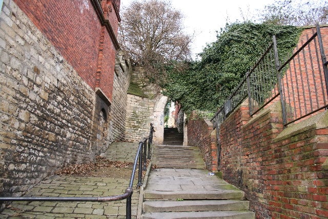 GREESTONE STAIRS - Updated April 2025 - Lincoln, United Kingdom ...