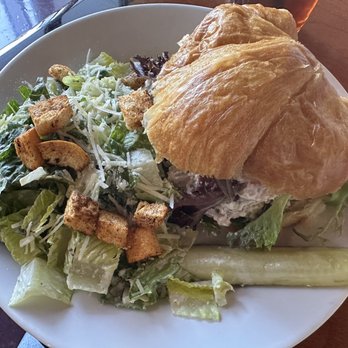 LONGBOTTOM COFFEEHOUSE - Updated May 2024 - 401 Photos & 391 Reviews ...