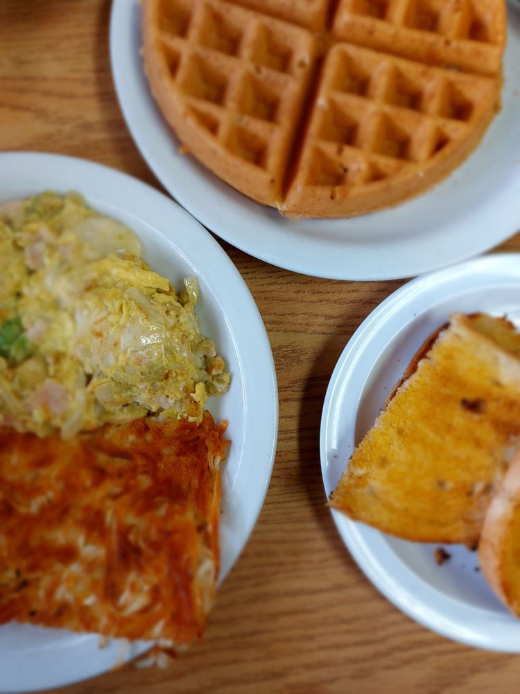 ANTIQUE ROW CAFE - Updated April 2025 - 314 Photos & 335 Reviews - 1185 ...