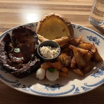 RAMSAY’S KITCHEN - Updated July 2024 - 820 Photos & 386 Reviews - 39 W ...