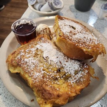 ANTIQUE ROW CAFE - Updated January 2025 - 611 Photos & 781 Reviews ...