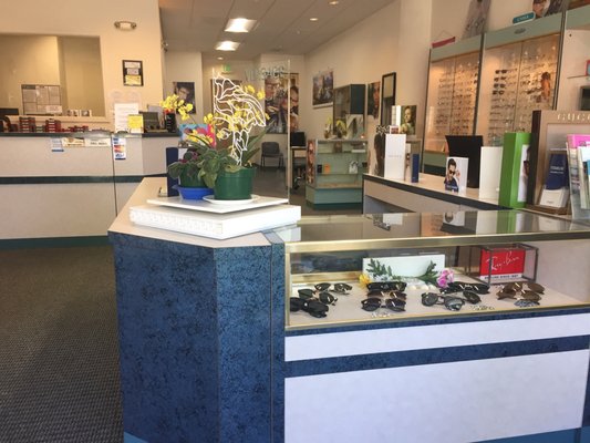 WORLD VISION OPTOMETRY - Updated December 2025 - 48 Reviews - 2633 ...