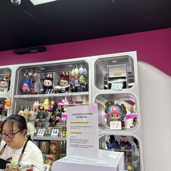 CLAW WORLD - Updated July 2025 - 718 Photos & 472 Reviews - 8665 W ...