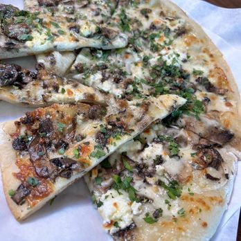 DIMOND SLICE PIZZA - 298 Photos & 713 Reviews - 2208 MacArthur Blvd ...