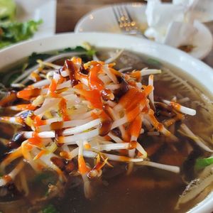 OMG PHO - 104 Photos & 89 Reviews - 201 Vertin Blvd, Shorewood ...