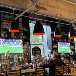 THE SMOKE SHOP BBQ - SEAPORT - Updated January 2025 - 481 Photos & 467 ...