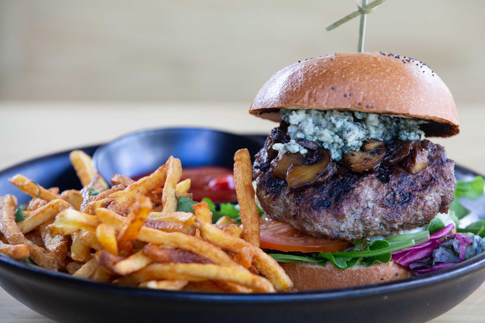 DE VARONA CAFE - Updated December 2025 - 66 Photos - Calle De Varona 6 ...