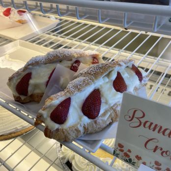 EMMA’S BAKERY AND CAFE - Updated October 2025 - 86 Photos & 102 Reviews ...