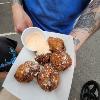 CHOMPERS - Updated December 2025 - 13 Photos & 13 Reviews - 15 Pine ...