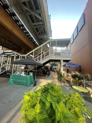 LOW-LINE MARKET AT SOUTHPORT - Updated January 2026 - 3410 N Southport ...