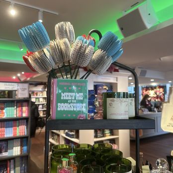 LOVESTRUCK BOOKS - Updated October 2025 - 69 Photos & 21 Reviews - 44 ...