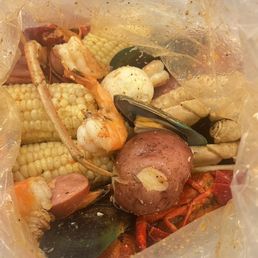 PIER 88 BOILING SEAFOOD & BAR - Updated March 2025 - 163 Photos & 185 ...