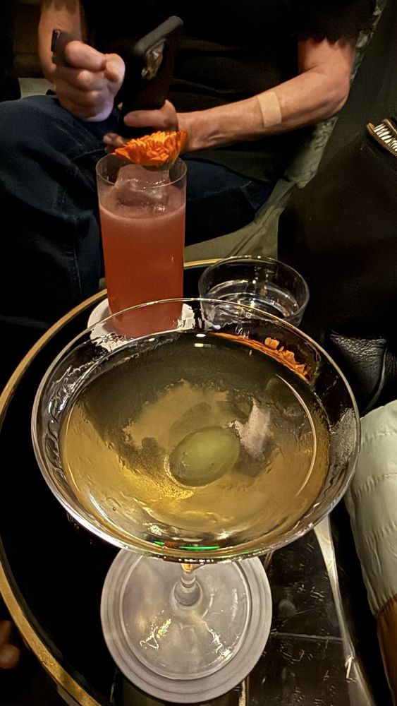 DISREPUTE - Updated December 2025 - 45 Photos & 22 Reviews - 4 Kingly ...