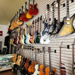 Best Guitar Stores Near Me - April 2025: Find Nearby Guitar Stores ...