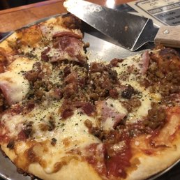 TRUMAN’S KC PIZZA TAVERN - Updated July 2024 - 176 Photos & 127 Reviews ...