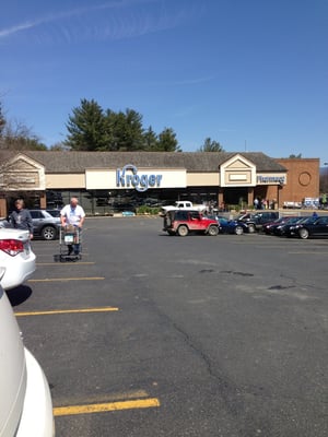 KROGER - Updated December 2025 - 18 Reviews - 422 E Nelson St ...
