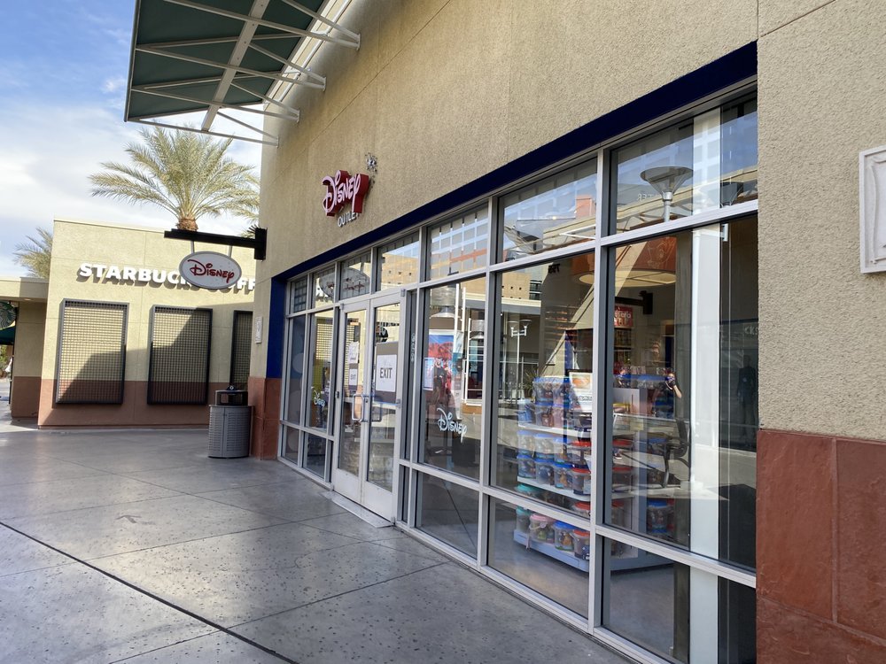 DISNEY STORE - 50 Photos & 36 Reviews - 705 S Grand Central Pkwy, Las ...