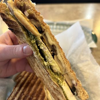 PIZAGEL’S PIZZA & BAKERY - Updated August 2025 - 74 Photos & 116 ...